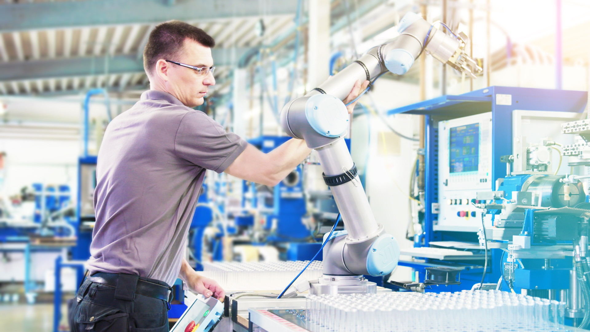 Formic - Magenta Creative